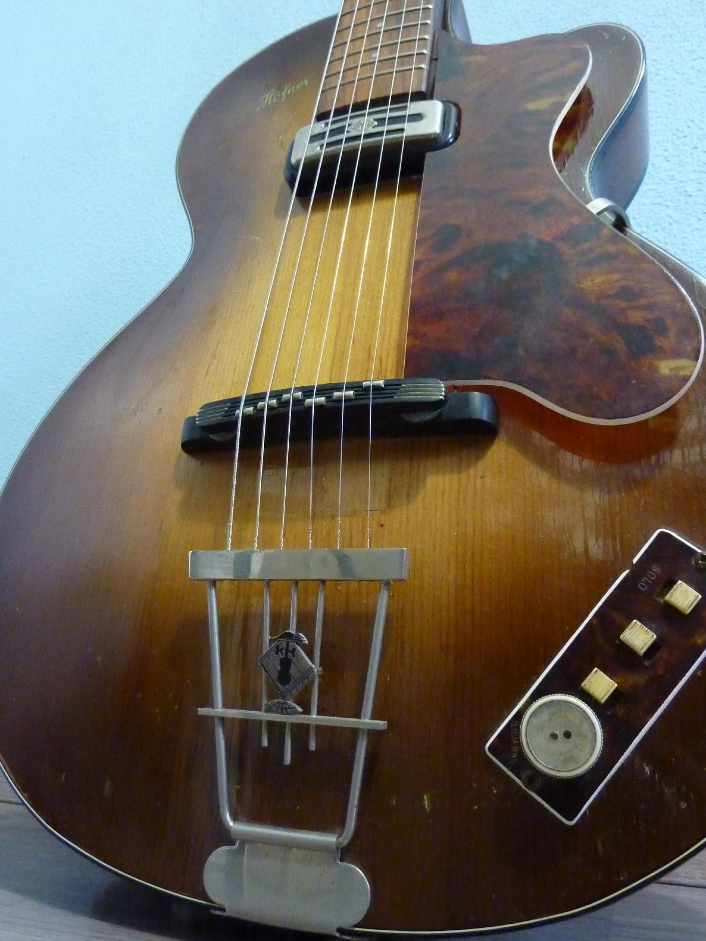 1962 Hofner Club 40 - Buy vintage Hofner guitar at Hender Amps vintage ...