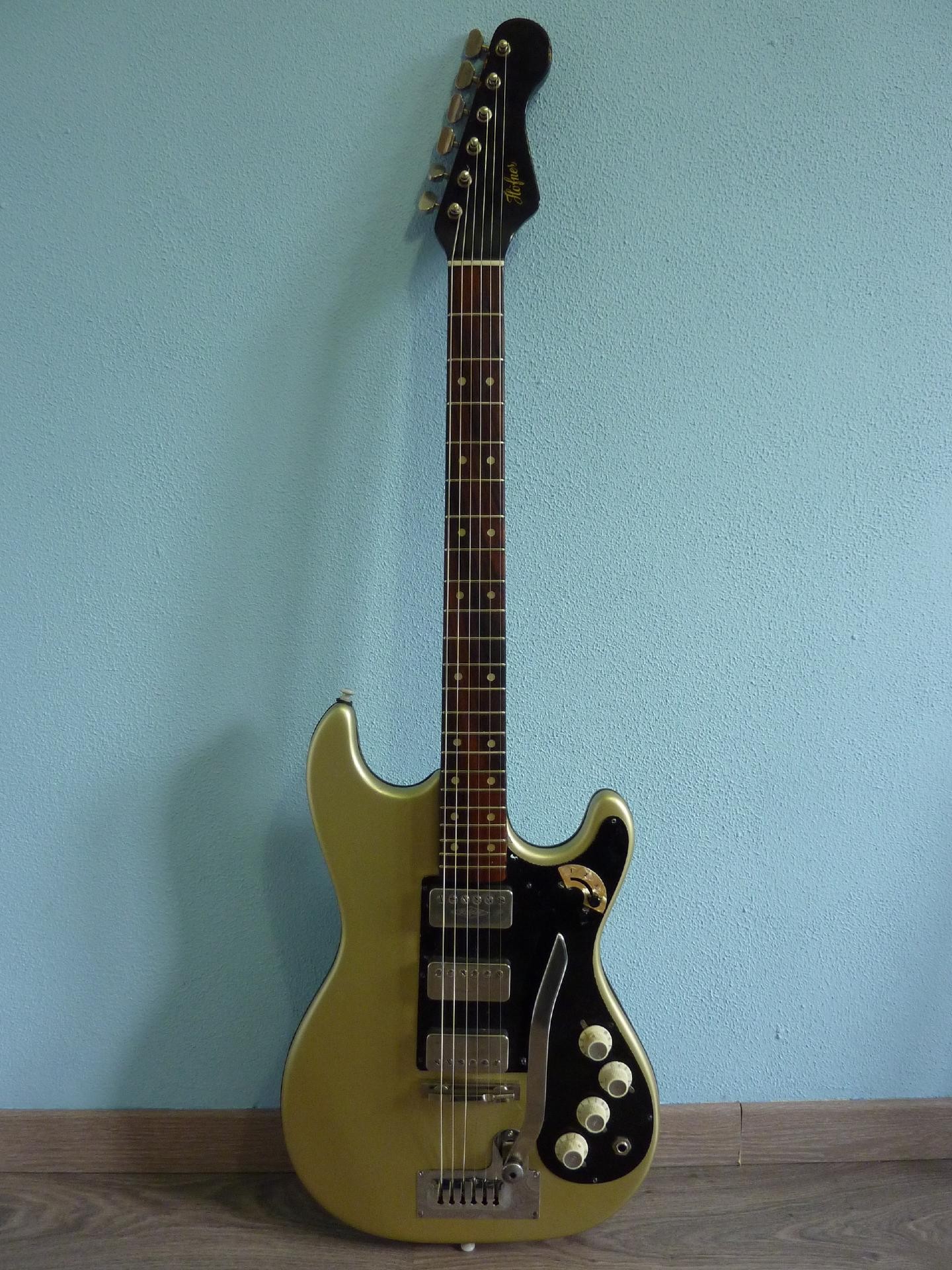 Hofner electric guitar - Buy vintage Peavey guitar at Hender Amps ...